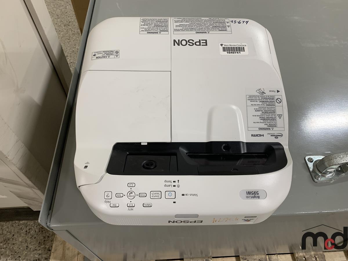 Epson Bright Link 595WI 3LCD Projector