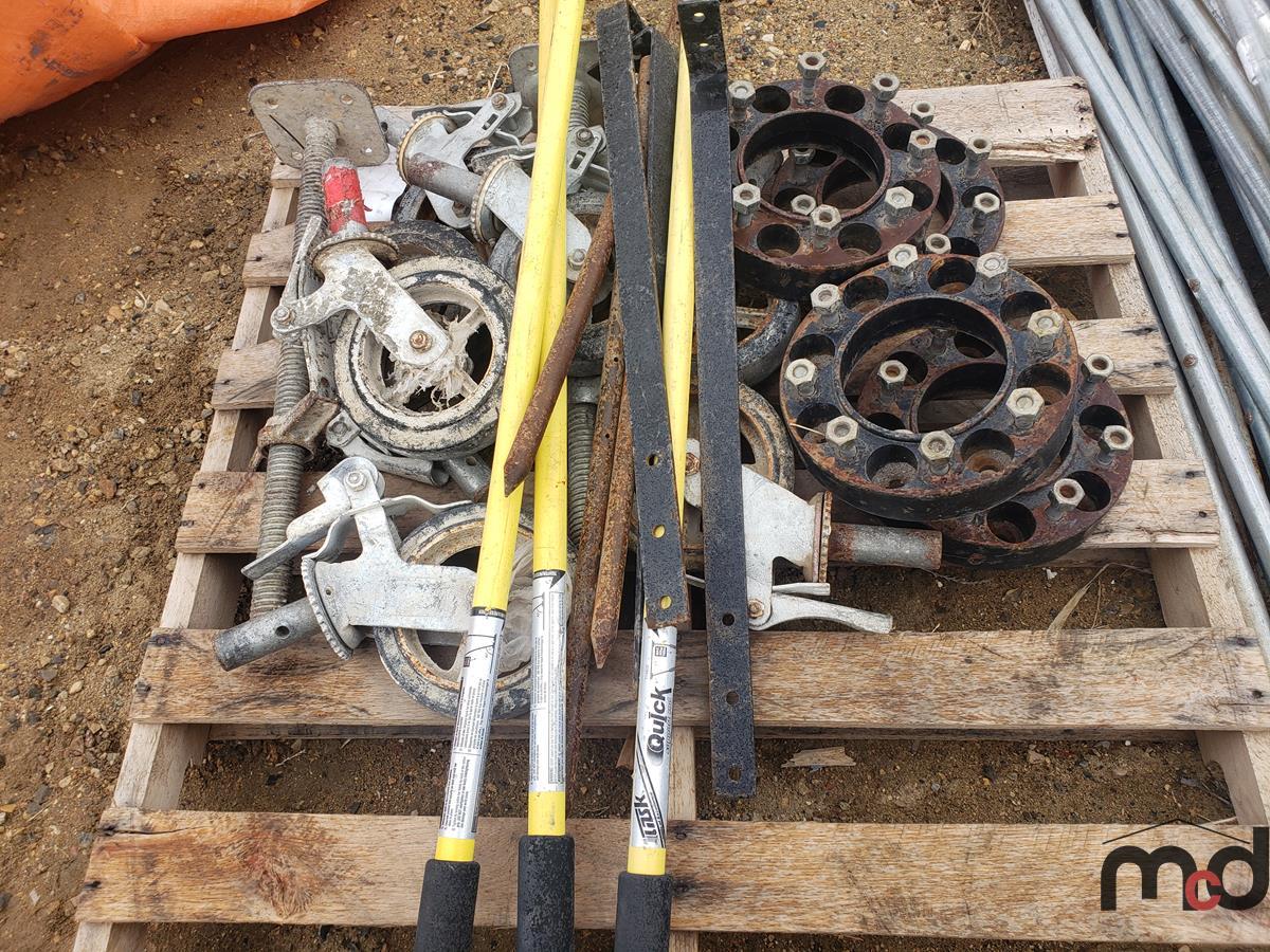 Scaffolding (Uprights, Cross Beam Supports and Pallet of Parts)