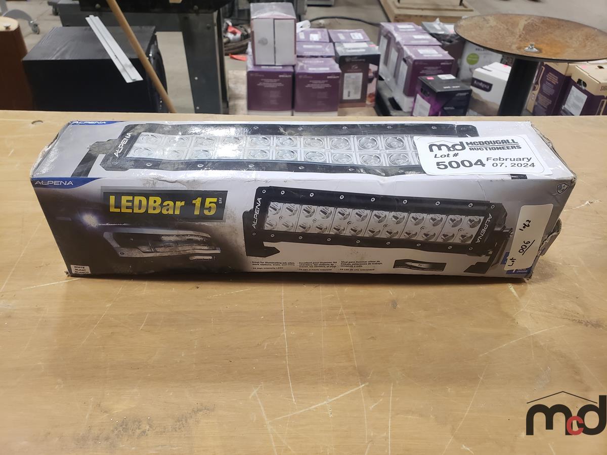 Light Bar & Bulbs