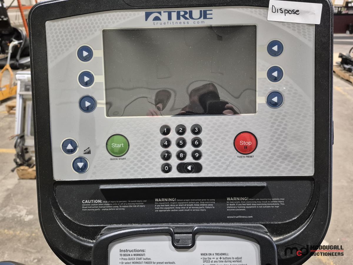 TRUE XCS900 Elliptical Trainer