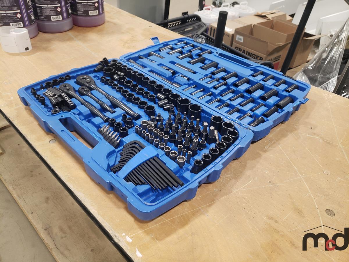 Mastercraft 229-Piece Tool Set