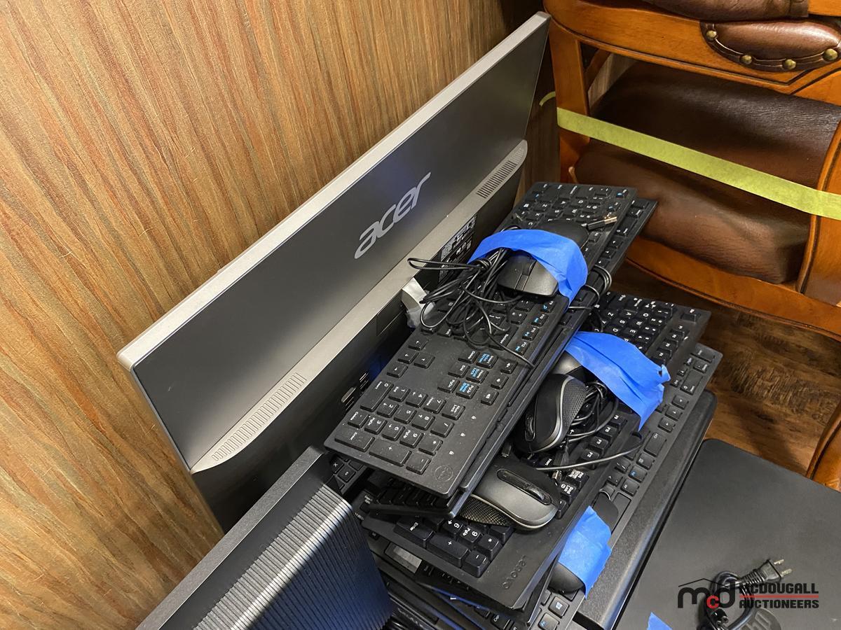 Computer Monitors & Accessories