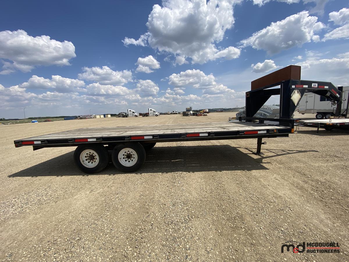 2009 Rainbow Flat Deck Trailer