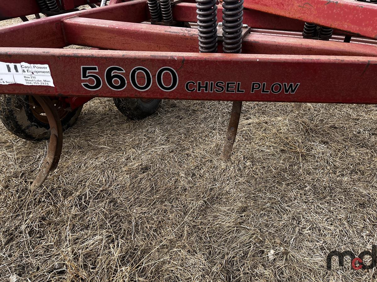 Case 5600 Chisel Plow