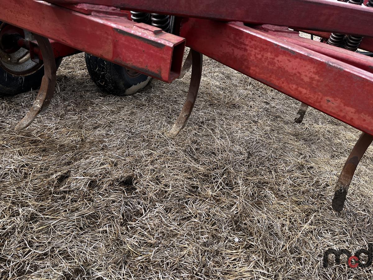 Case 5600 Chisel Plow