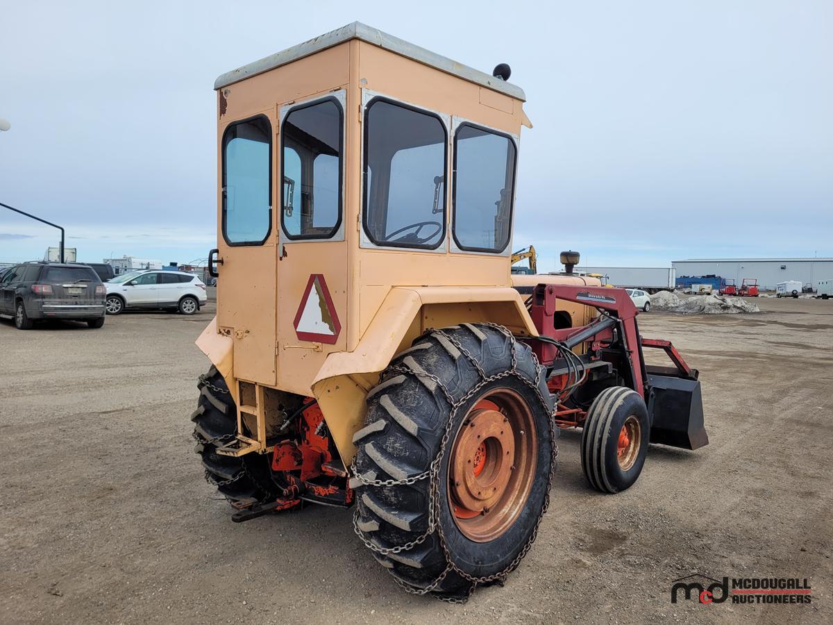 1996 Case 742 Tractor w/ FEL