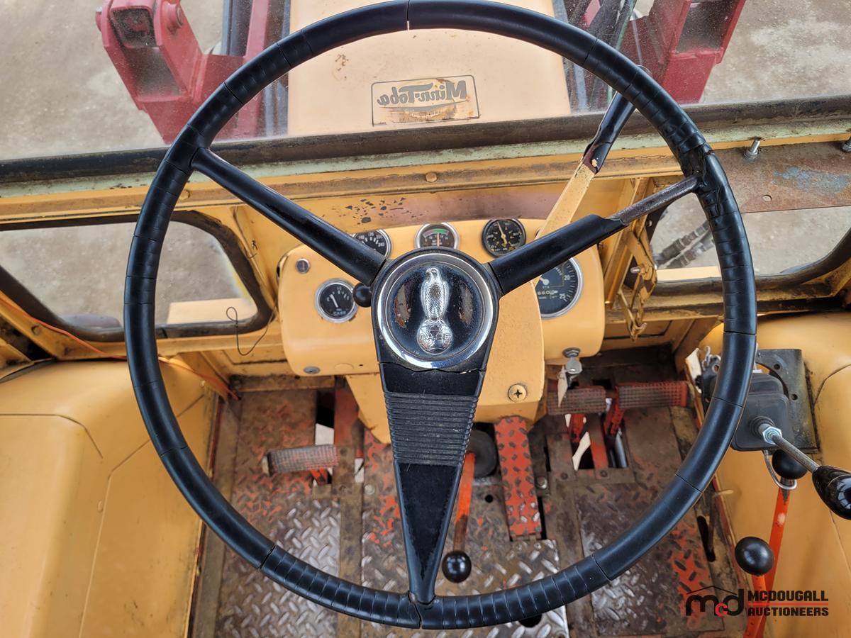 1996 Case 742 Tractor w/ FEL