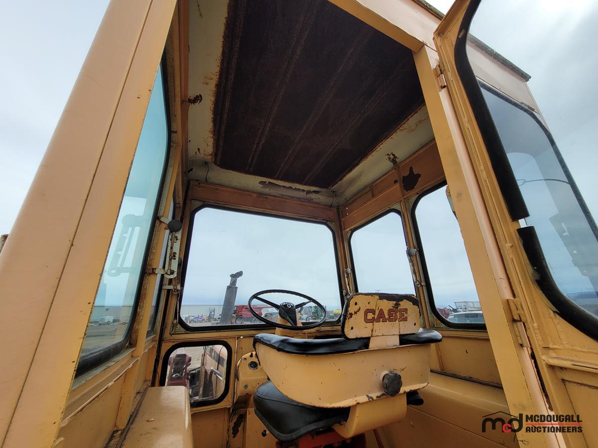 1996 Case 742 Tractor w/ FEL