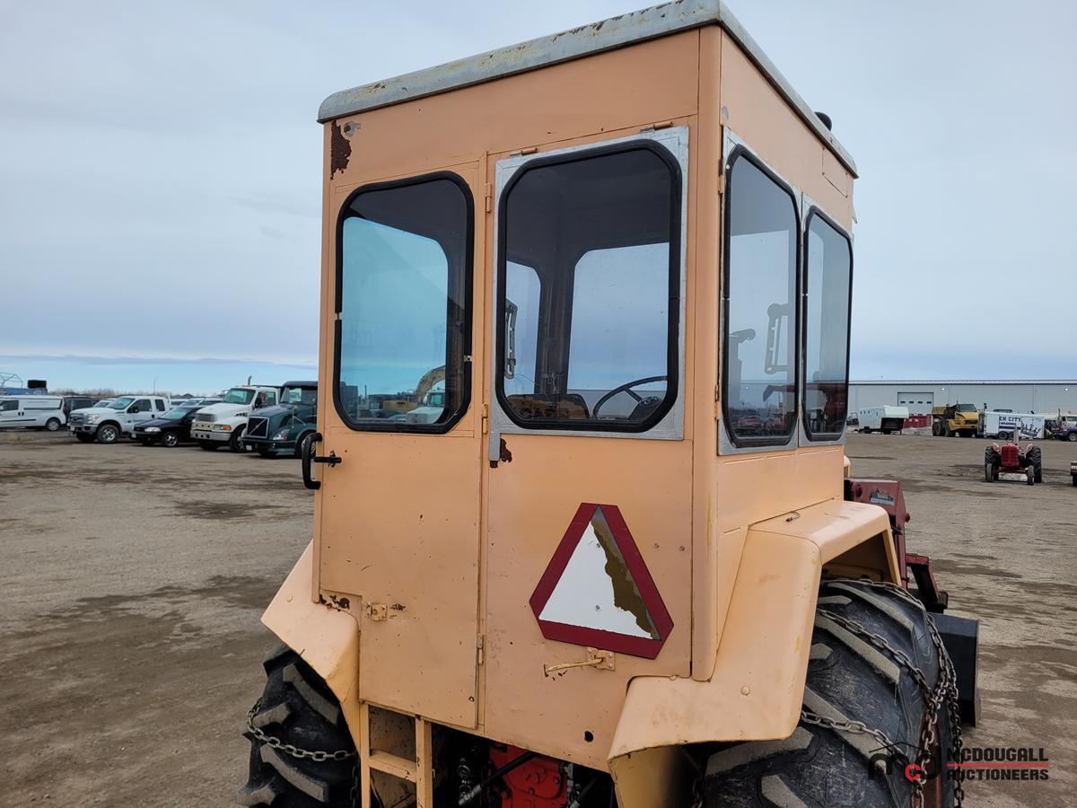 1996 Case 742 Tractor w/ FEL