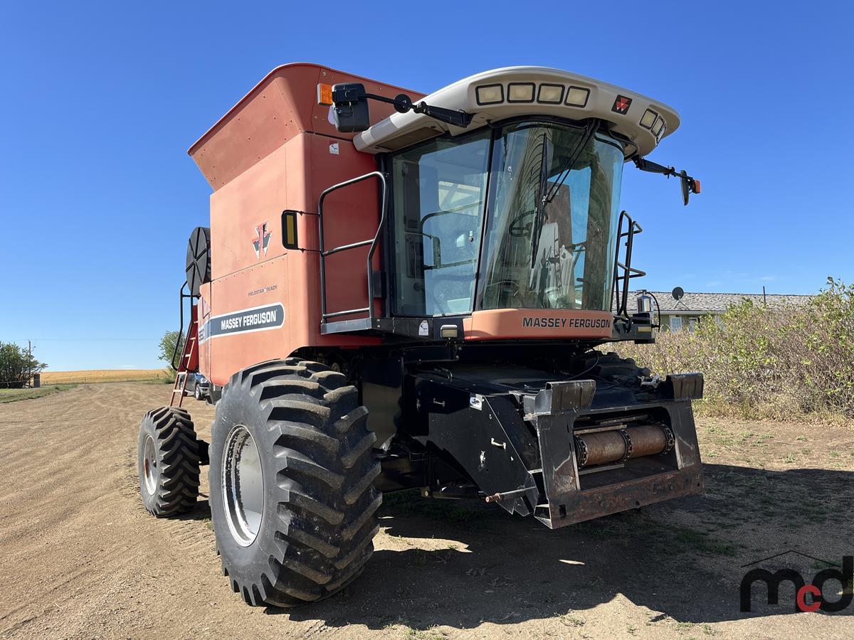 2004 Massey Ferguson 9690 Combine