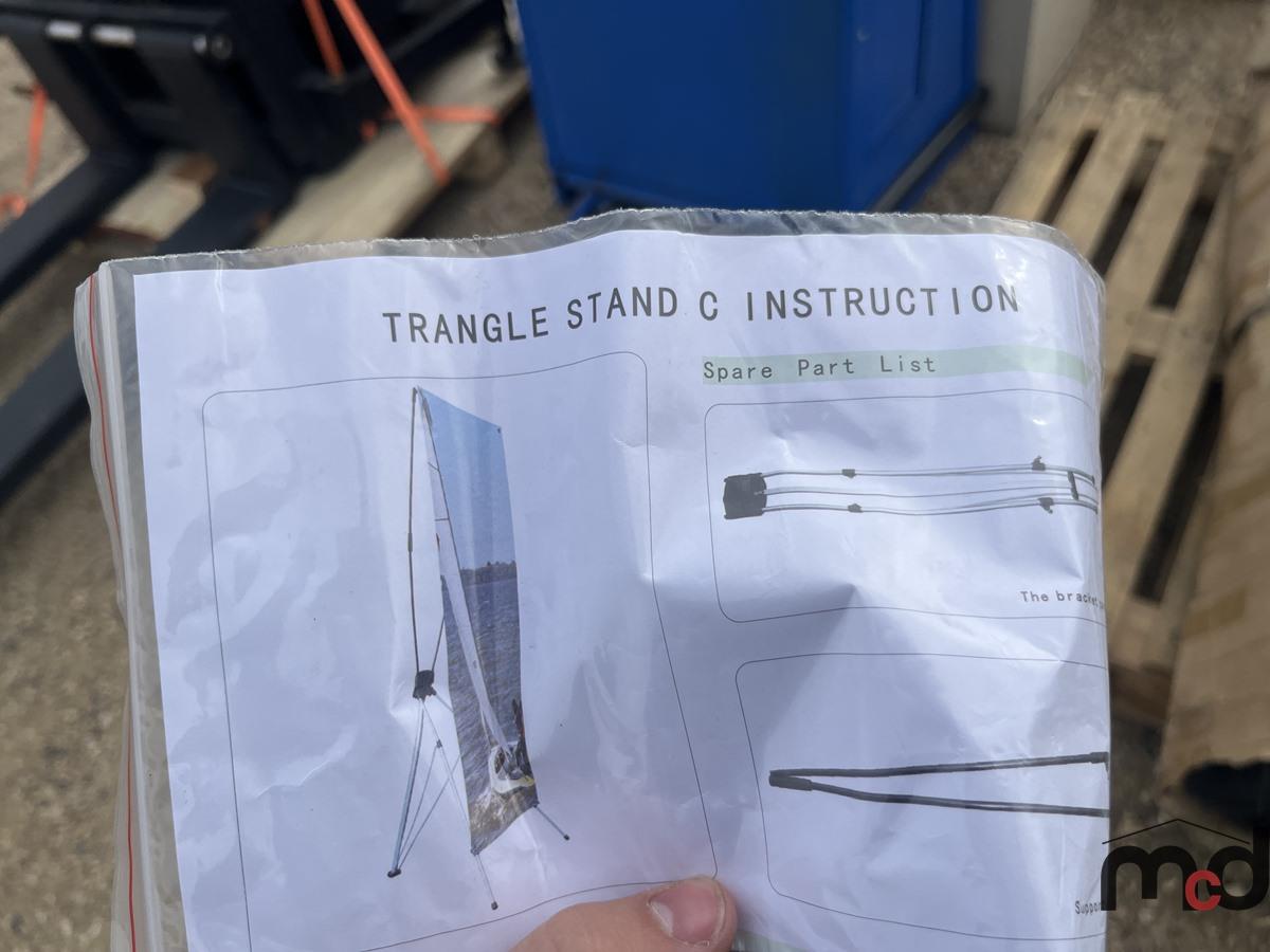 Quantity of Triangle Stands