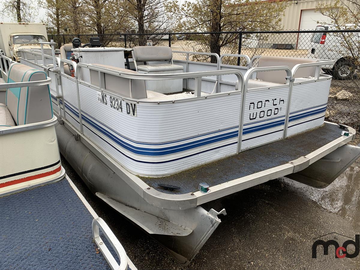 1995 20' Northwood Pontoon Boat w/ 60 HP Evinrude Motor