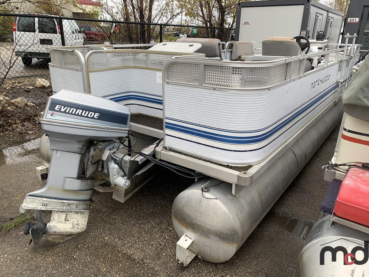 1995 20' Northwood Pontoon Boat w/ 60 HP Evinrude Motor