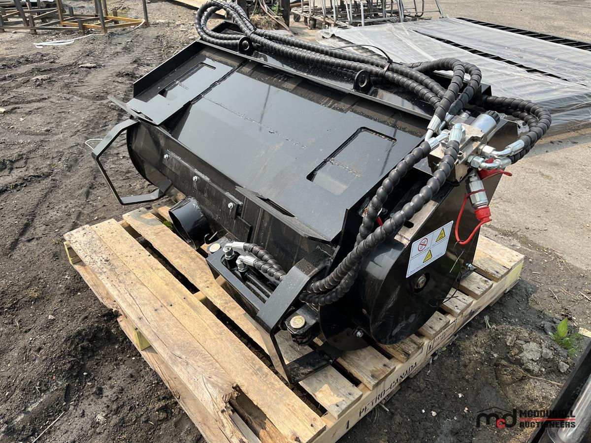 GIYI 27" Skid Steer Mixing Bucket