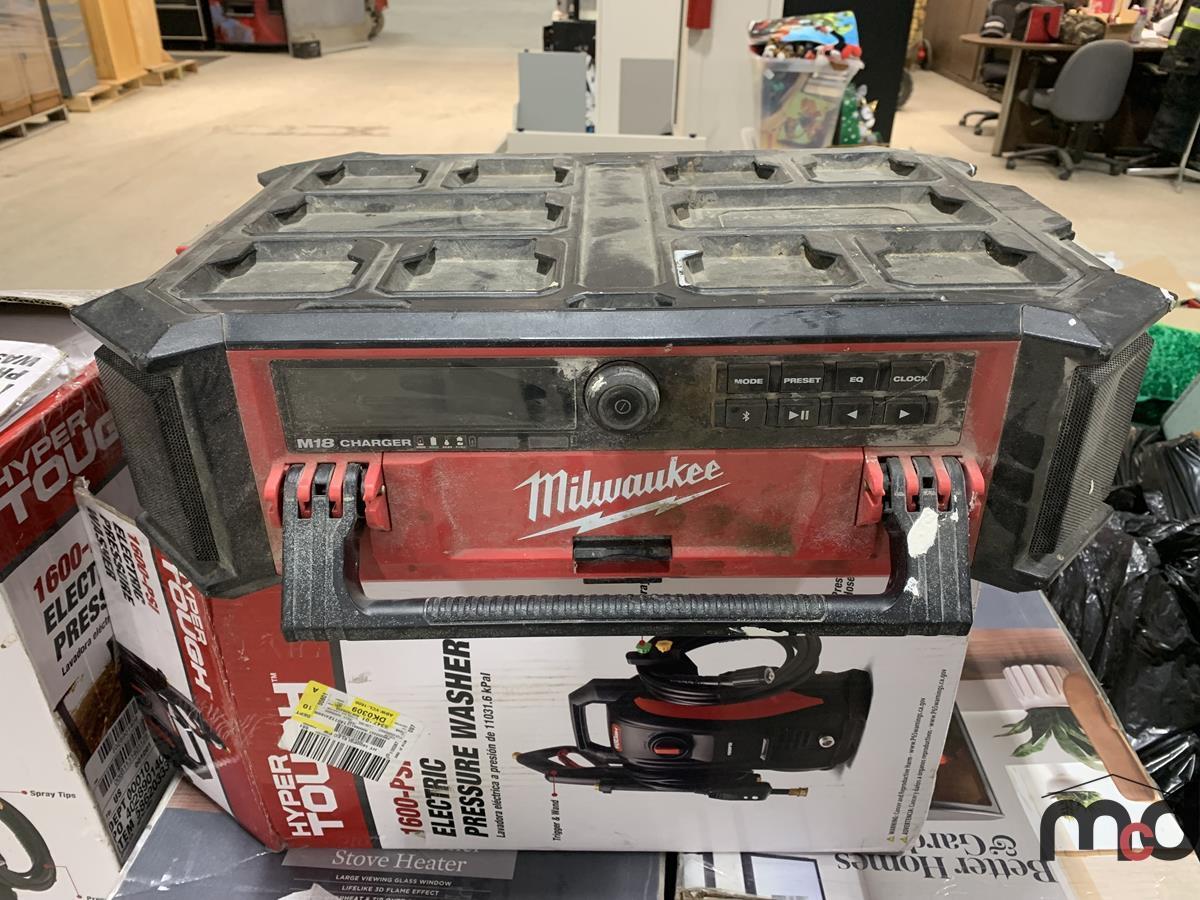 Milwaukee Packout Radio