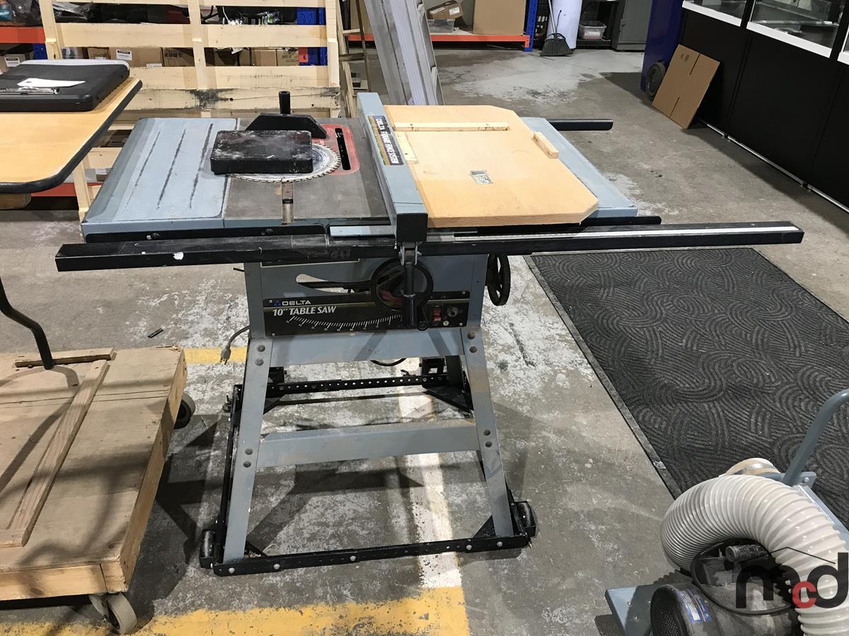 Delta 10'' Table Saw on Rolling Base