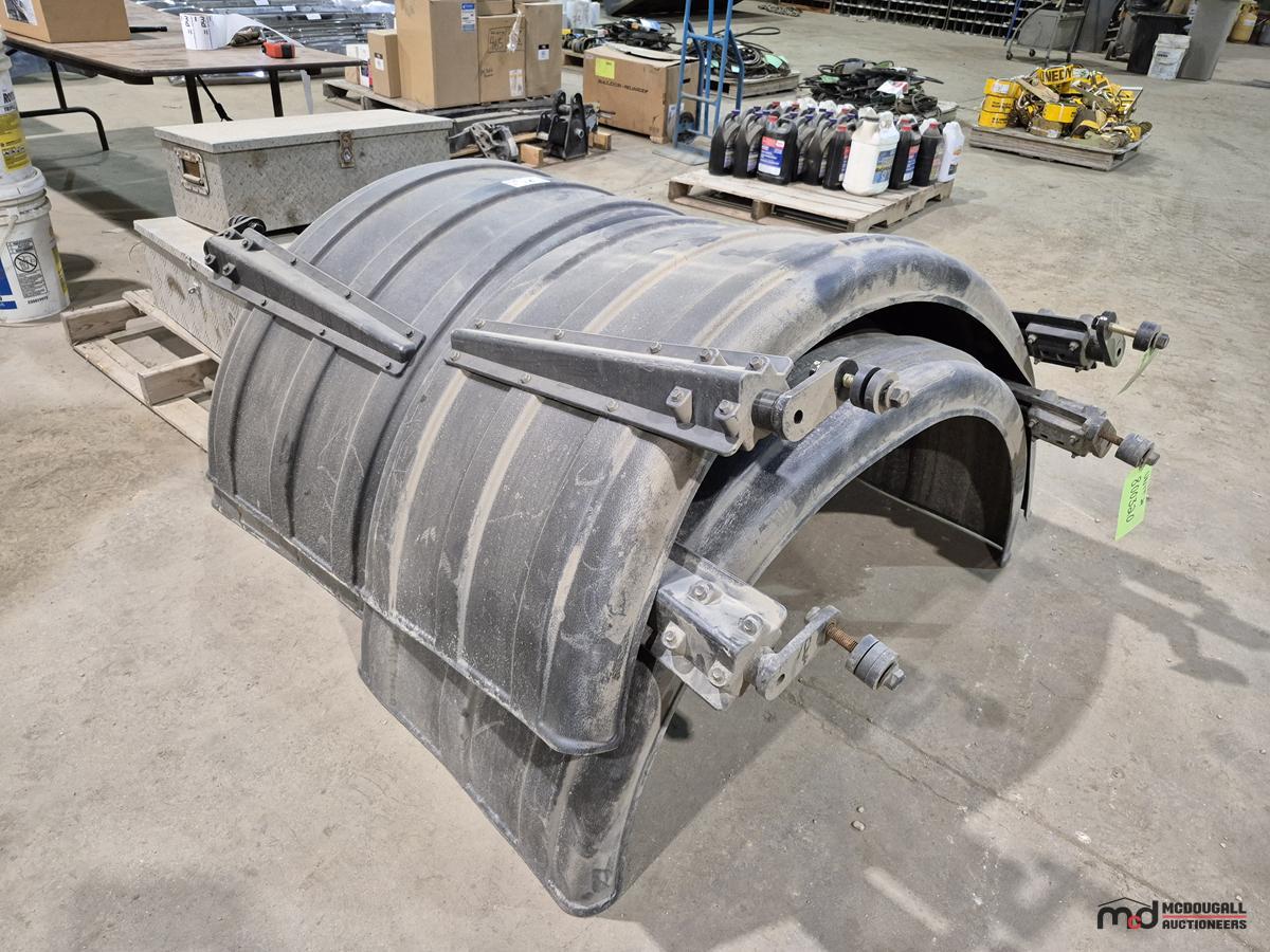(4) Plastic Tub Fenders & (4) Tool Boxes