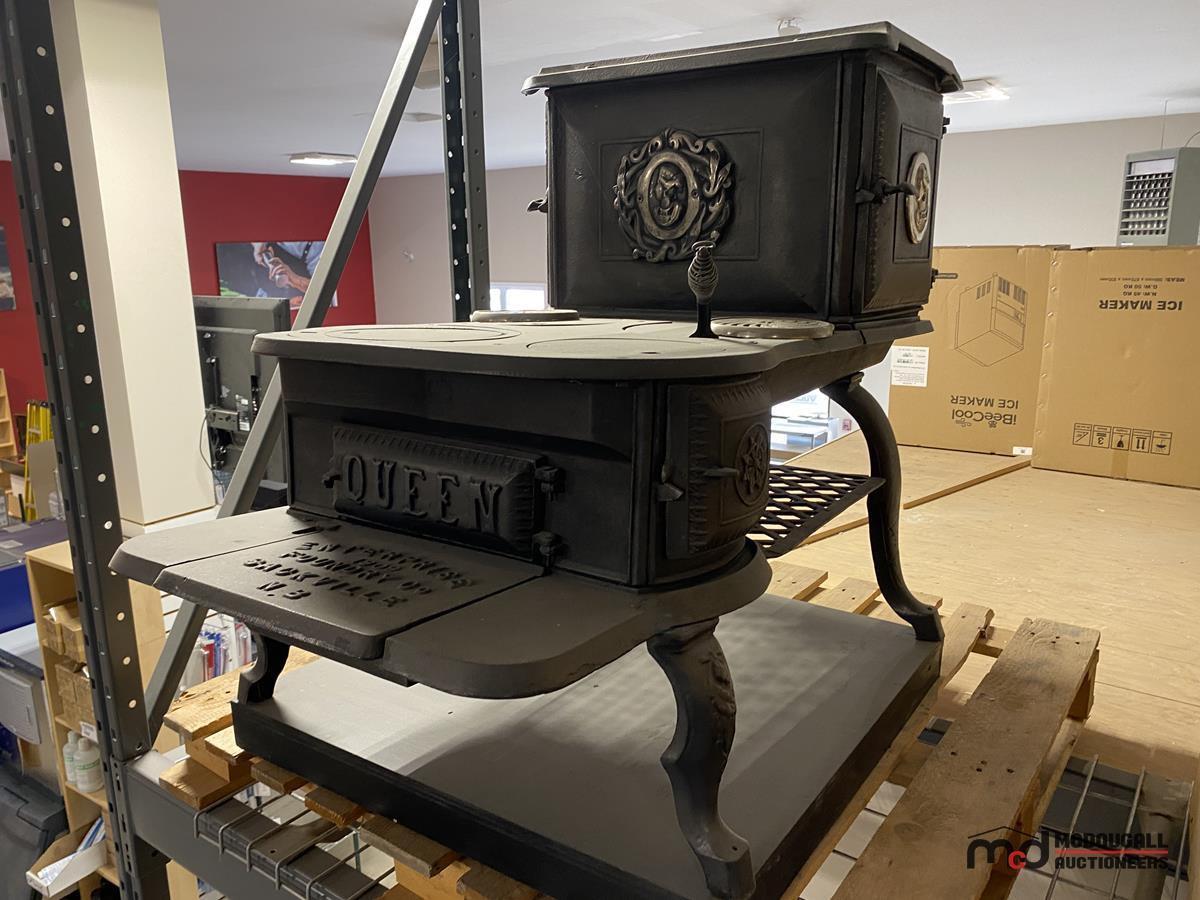 Vintage Queen Stove