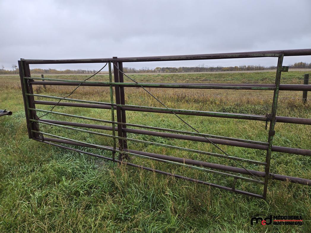 (4) Steel Corral Panels w/ Gates