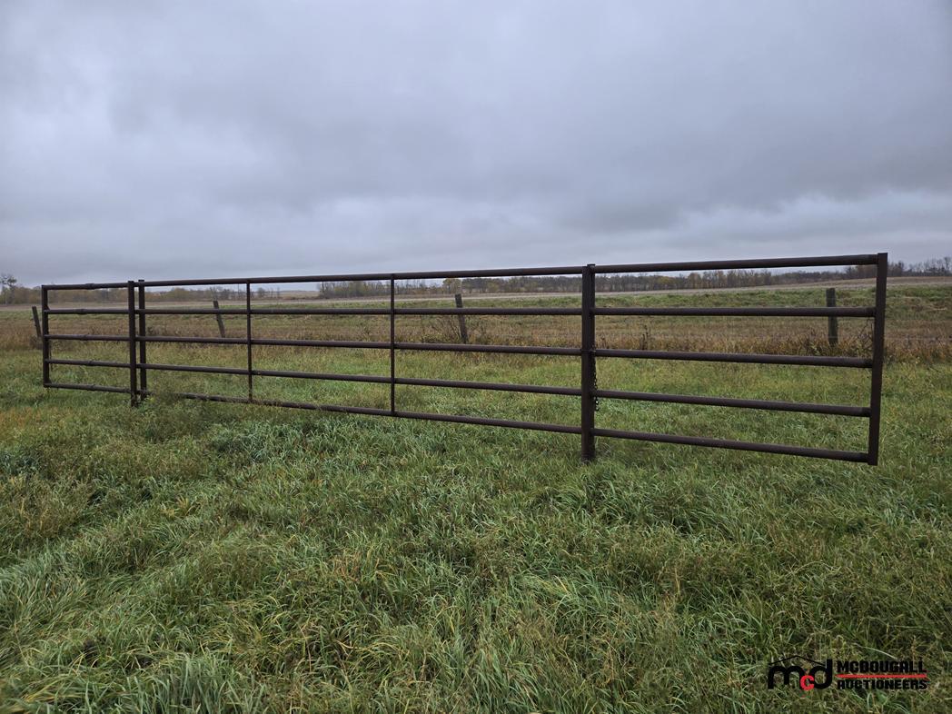 (4) Steel Corral Panels w/ Gates