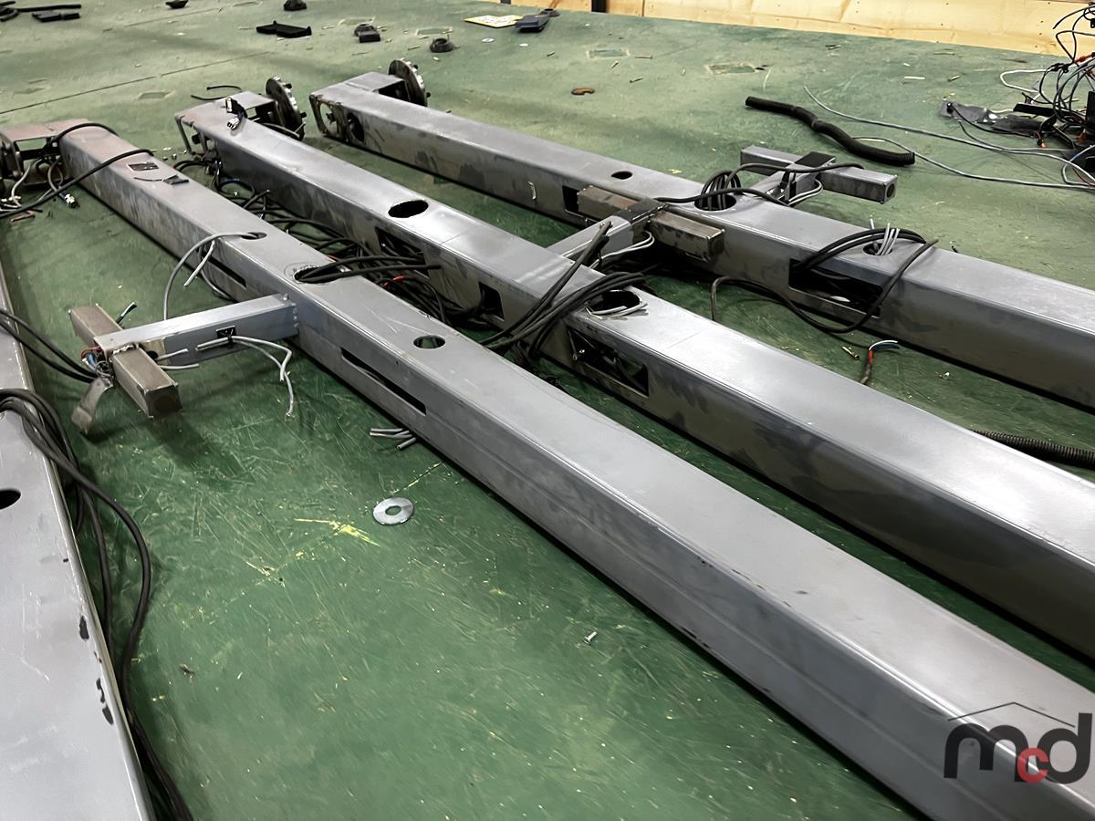 4'' Square Tubing Beams w/ Hubs