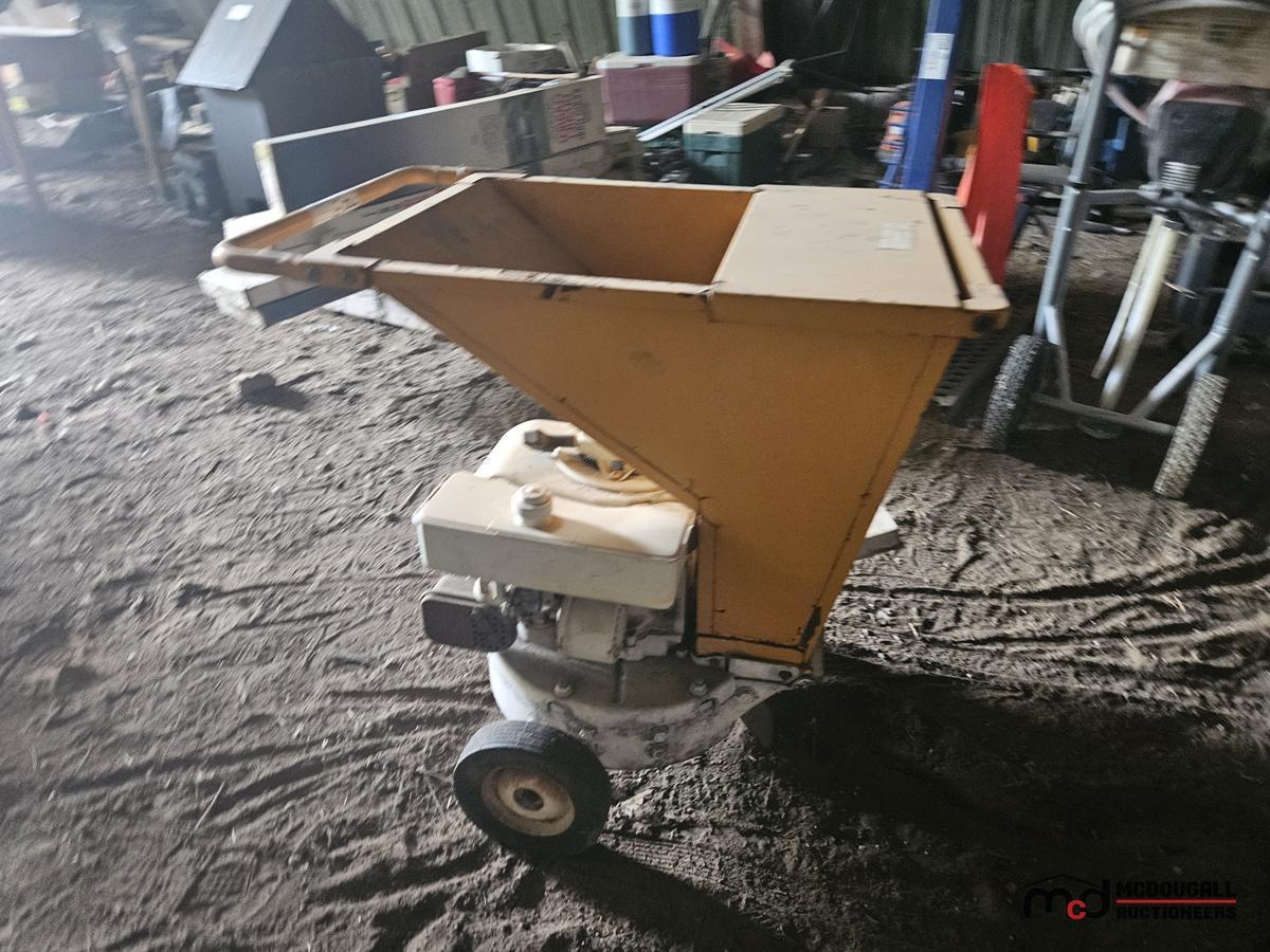 Shredder Bagger Wood Chipper