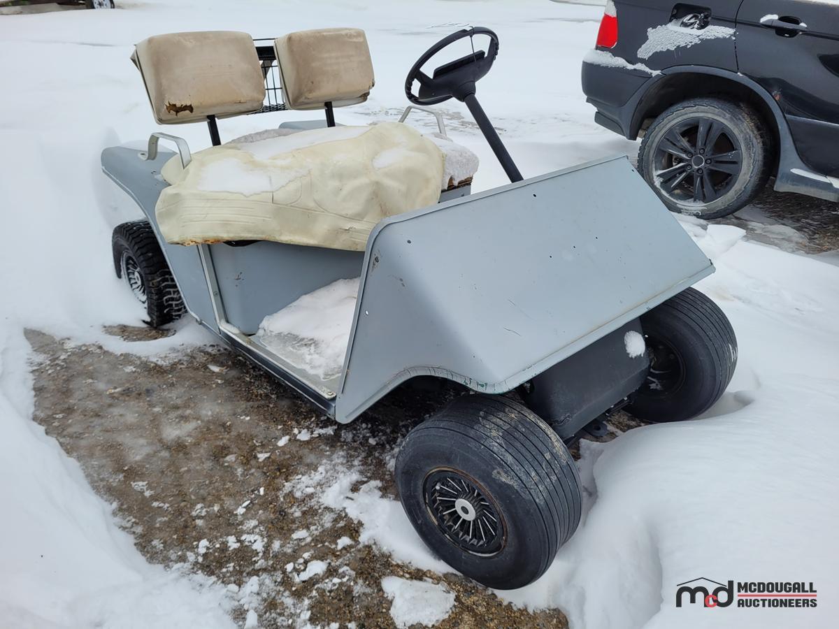 PARTS ONLY: 1985 E-Z-GO Golf Cart (Non-Runner)