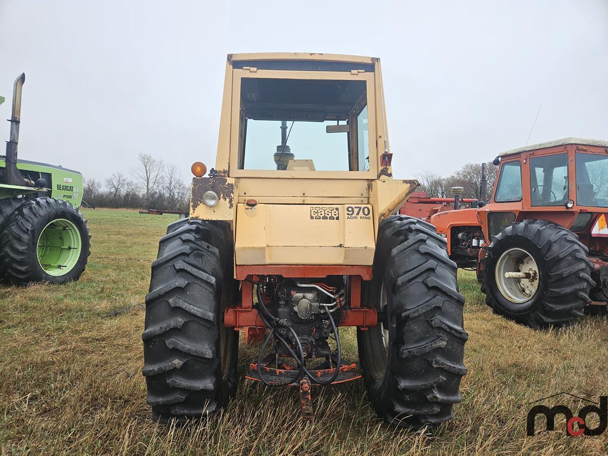 J.I. Case 970 Tractor w/ Front Blade (Non-Runner)