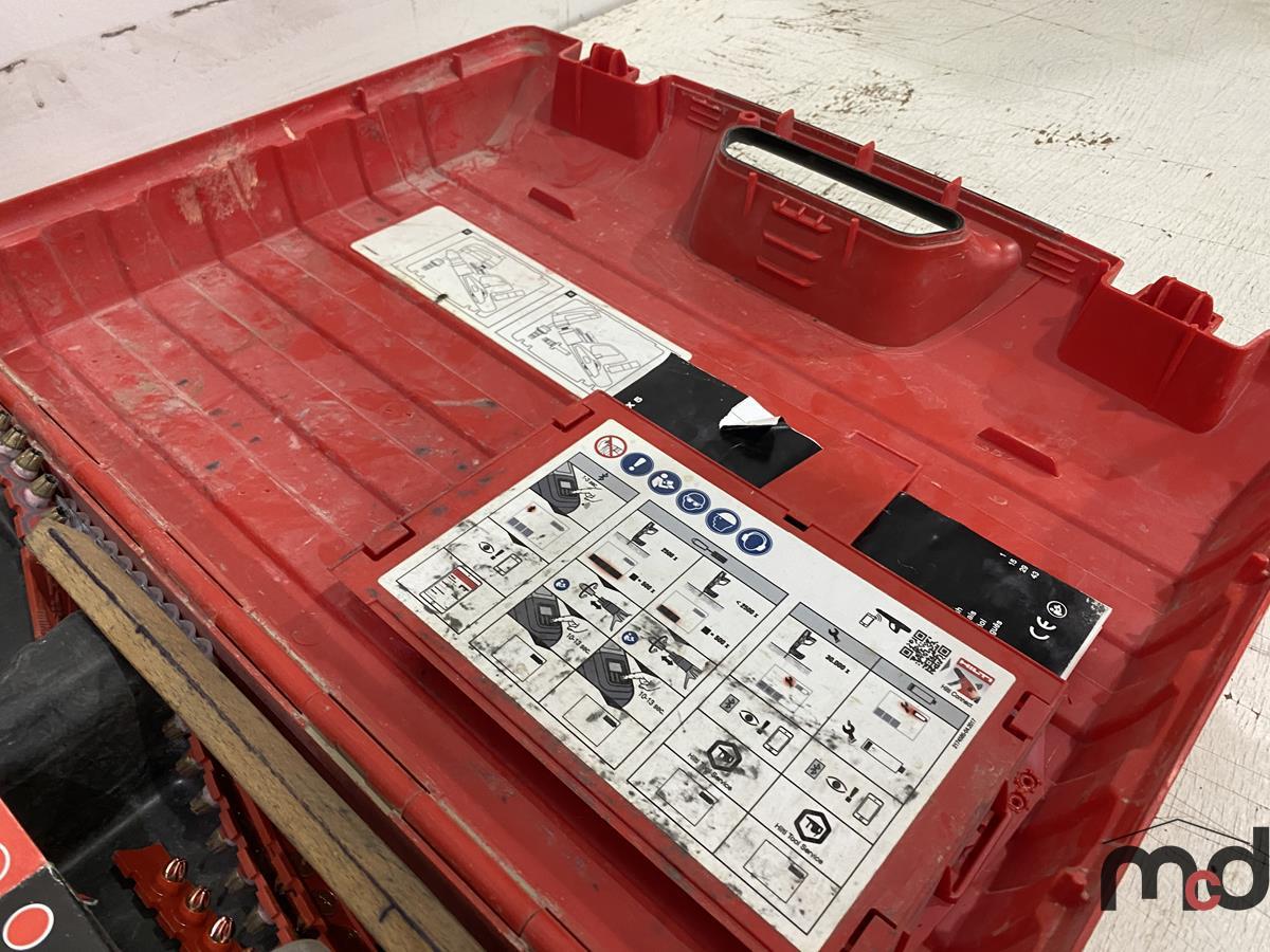 Hilti DX5 Powder Actuated Tool Kit