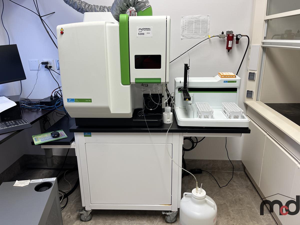 PerkinElmer N0810011 ICP-OES Avio 500 & N0830010 Auto Sampler S23 w/ Cart