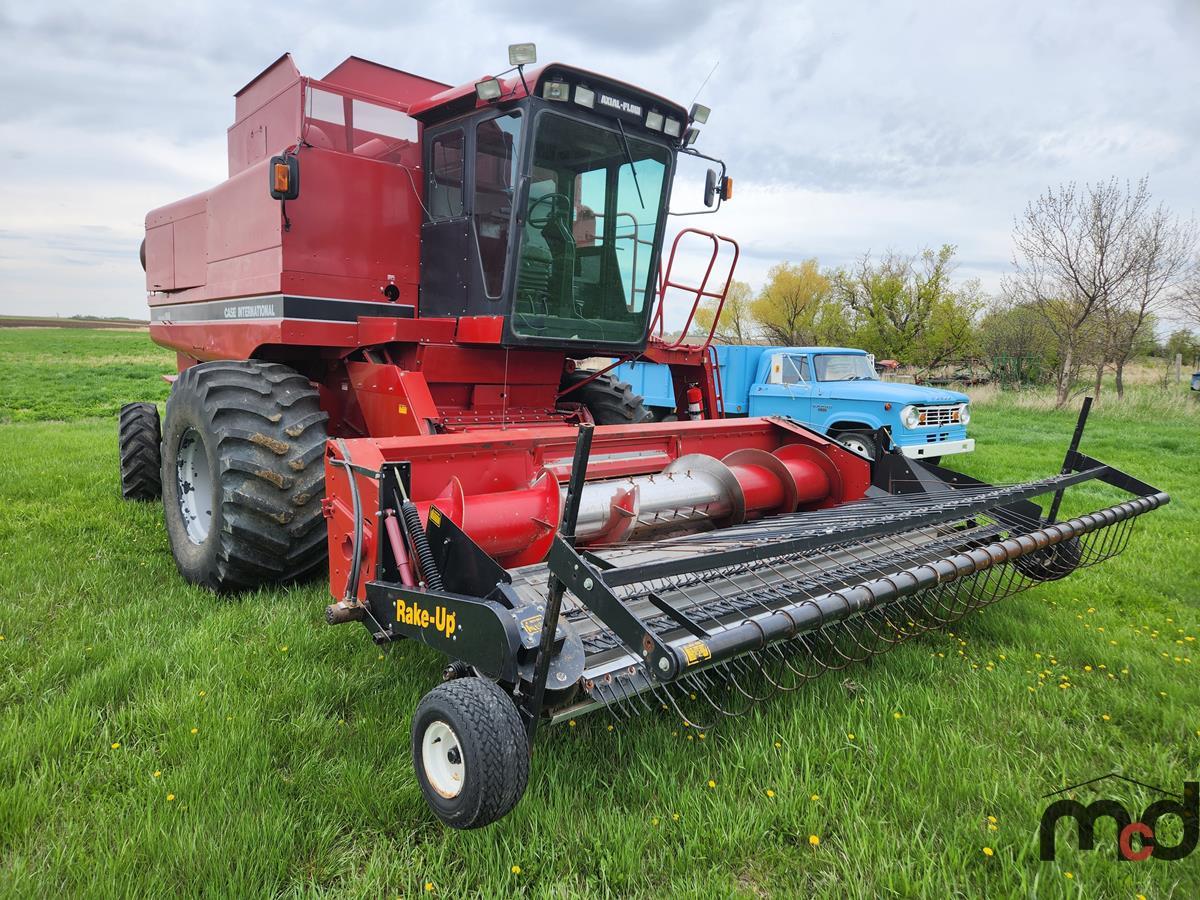 1995 Case 1688 SP Combine