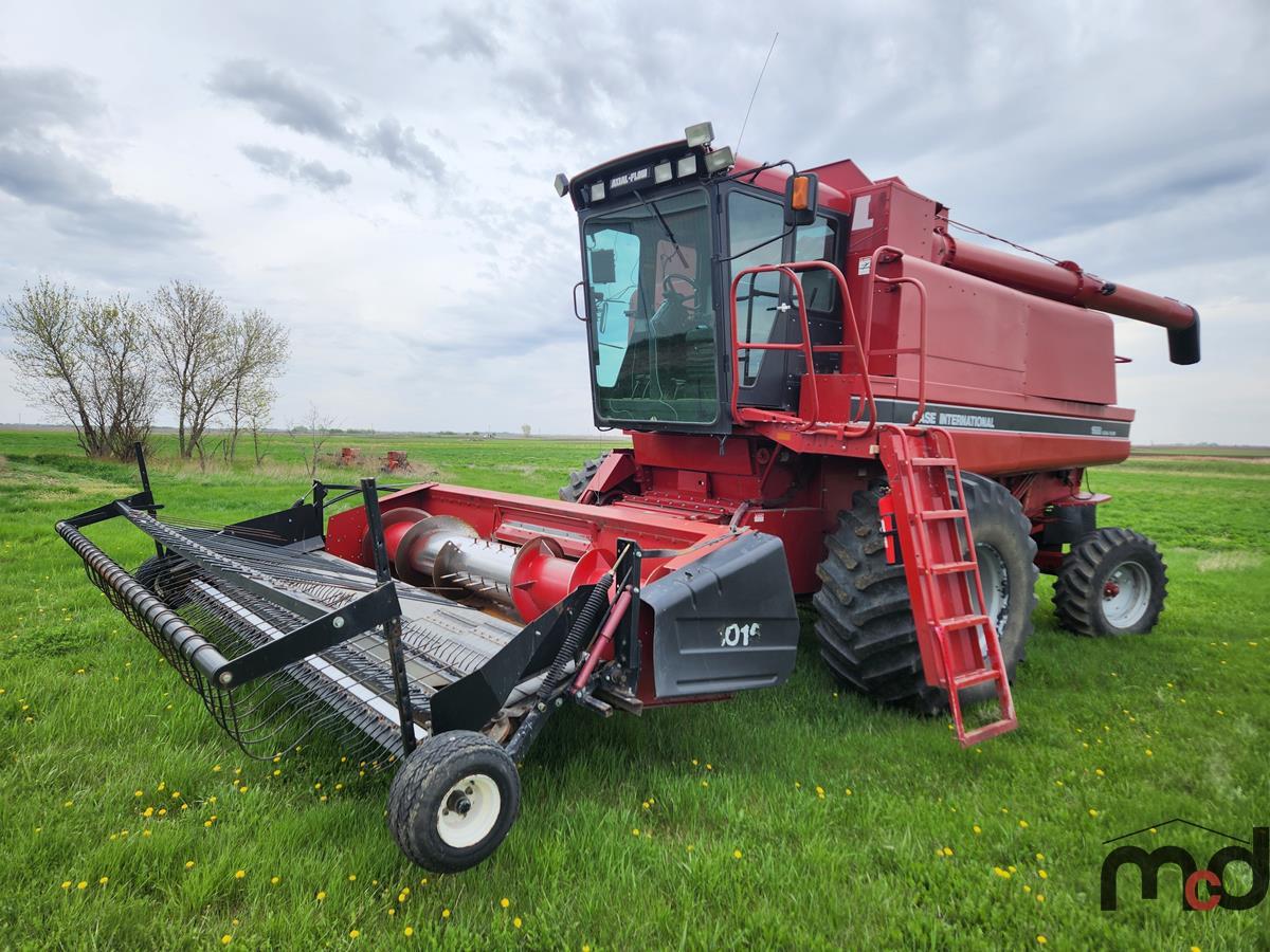 1995 Case 1688 SP Combine
