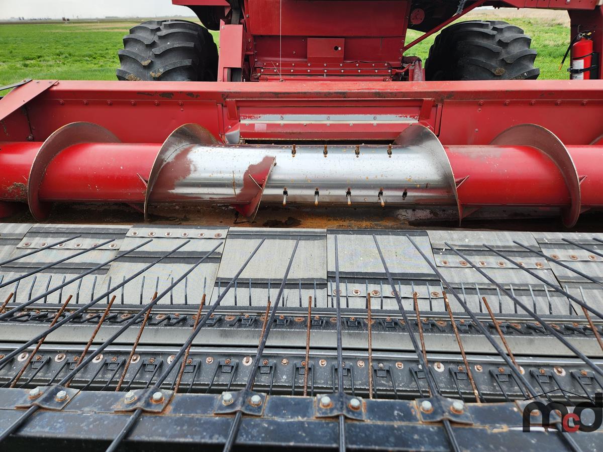 1995 Case 1688 SP Combine