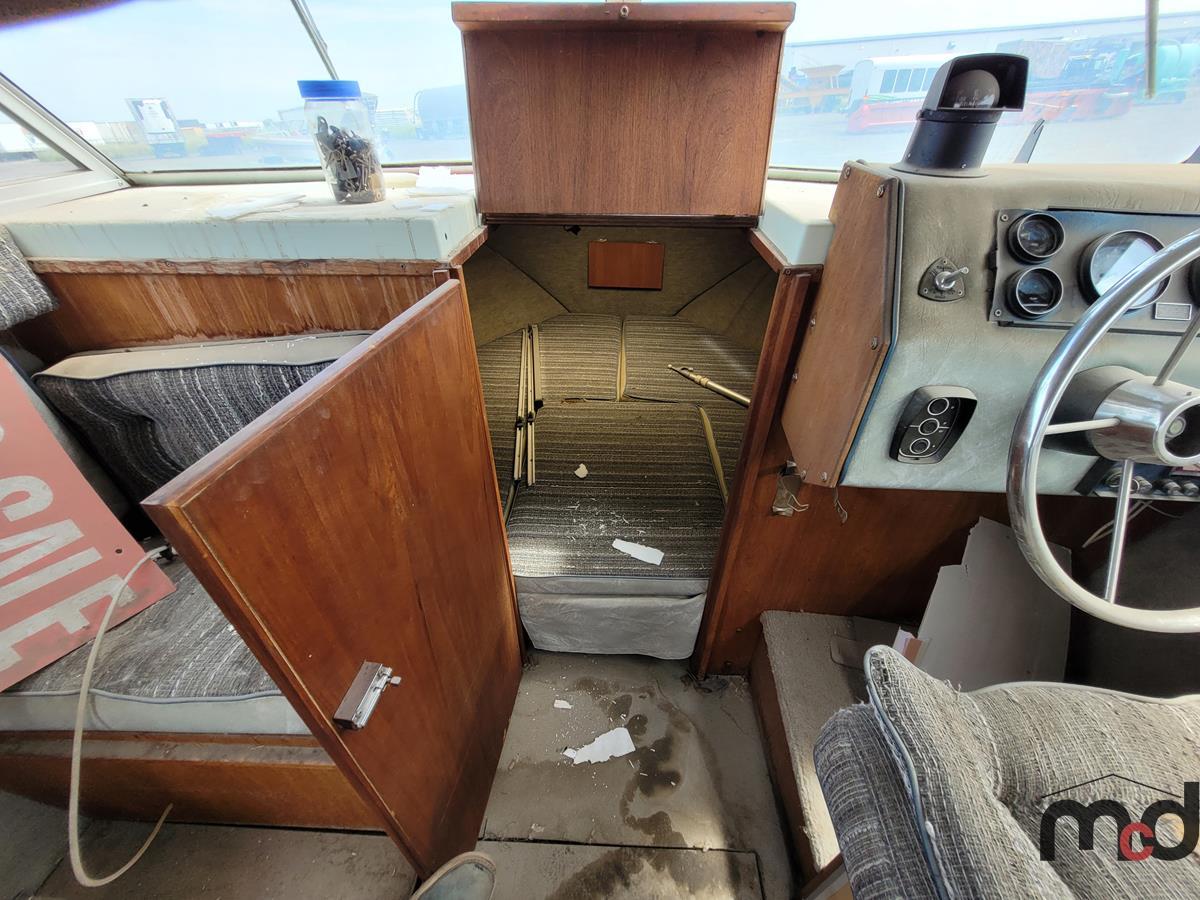 1979 Sangster 23C Cabin Cruiser Boat w/ Highliner Boat T/A Trailer (Non ...