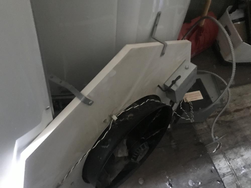 SunDome 548 Standup Tanning Unit (Offsite)