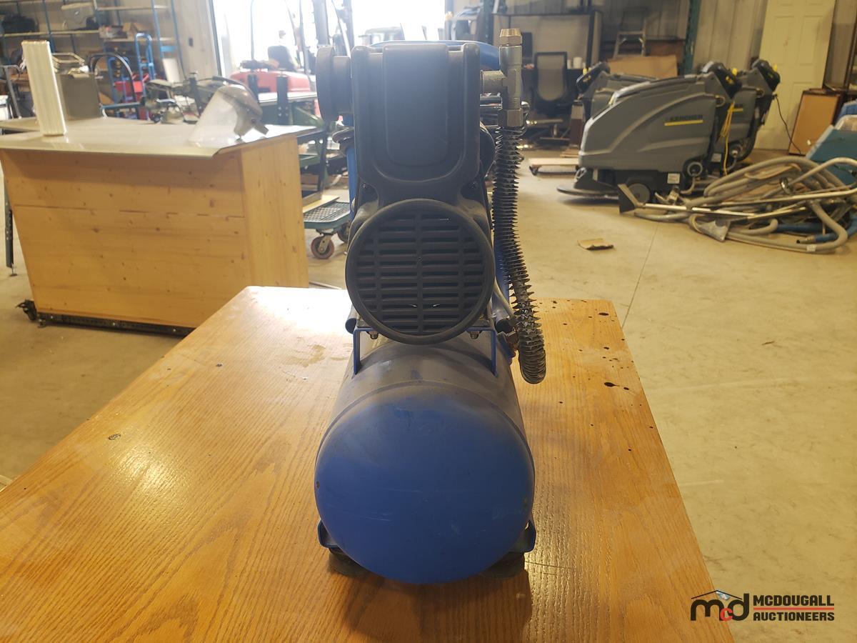 Mastercraft Air Compressor