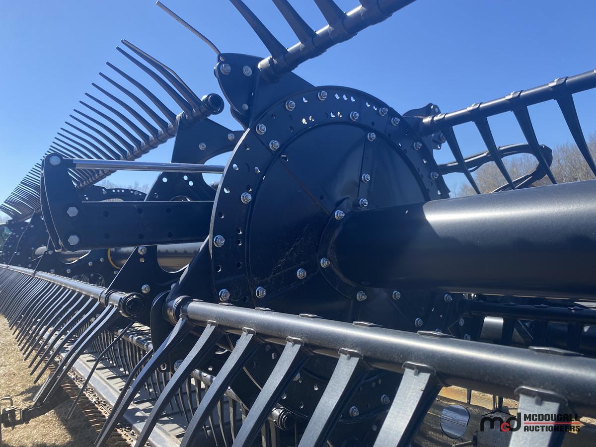 2021 MacDon FD140 40' Flex Draper Header