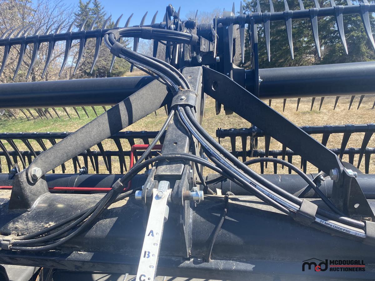 2021 MacDon FD140 40' Flex Draper Header