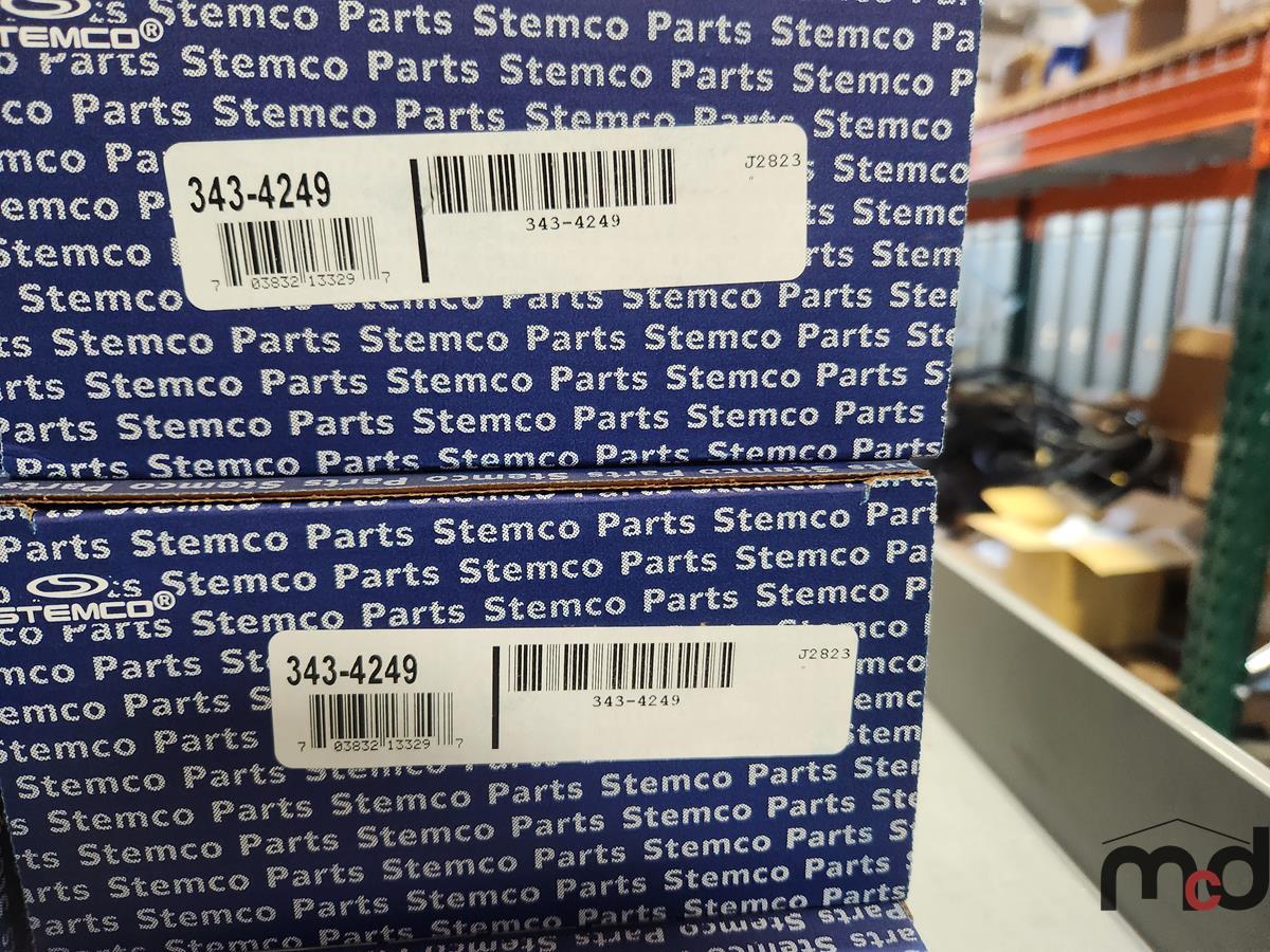 (6) Stemco 343-4249 Hub Caps