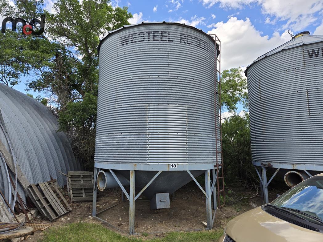 Westeel-Rosco 1800 +/- Bu Hopper Bottom Grain Bin (Number 18)