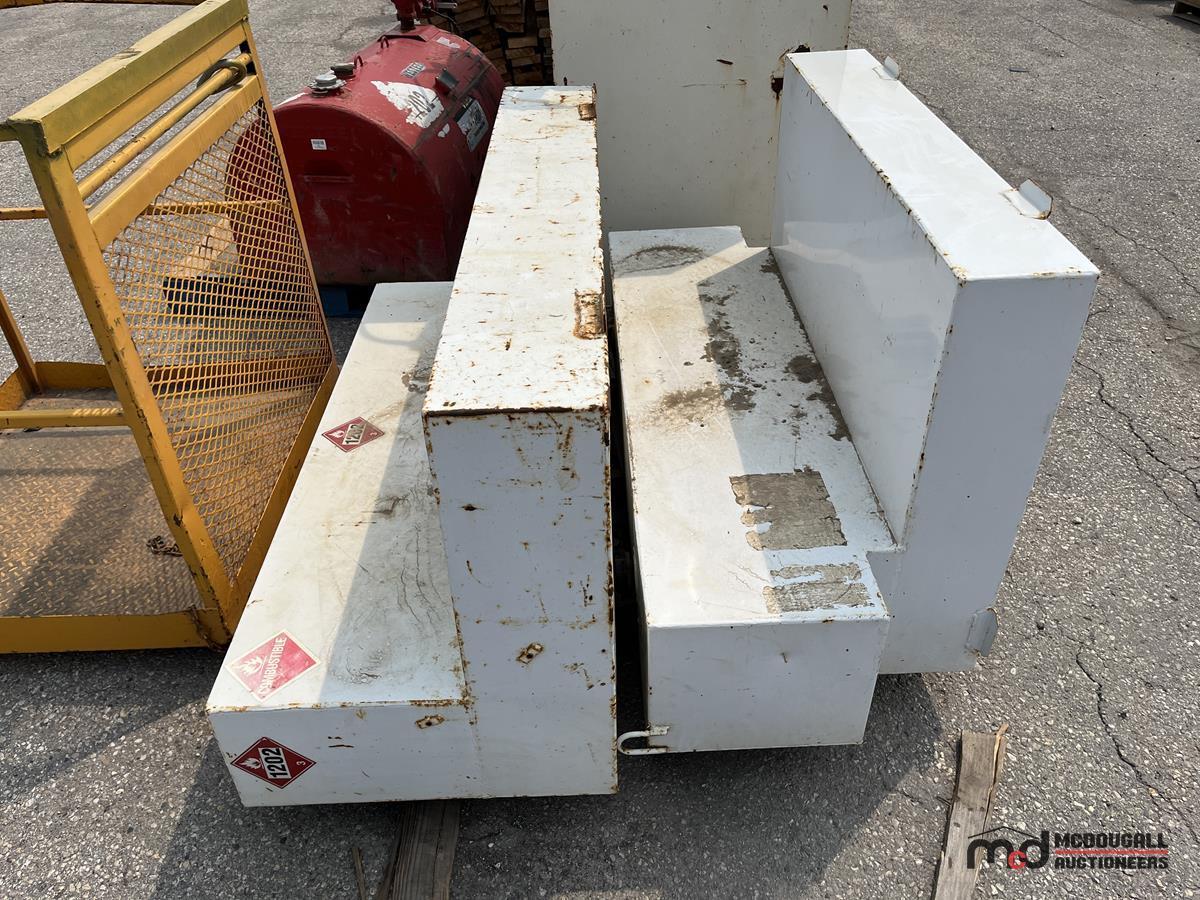 105-Gallon and 100-Gallon L-Shaped Slip Tank