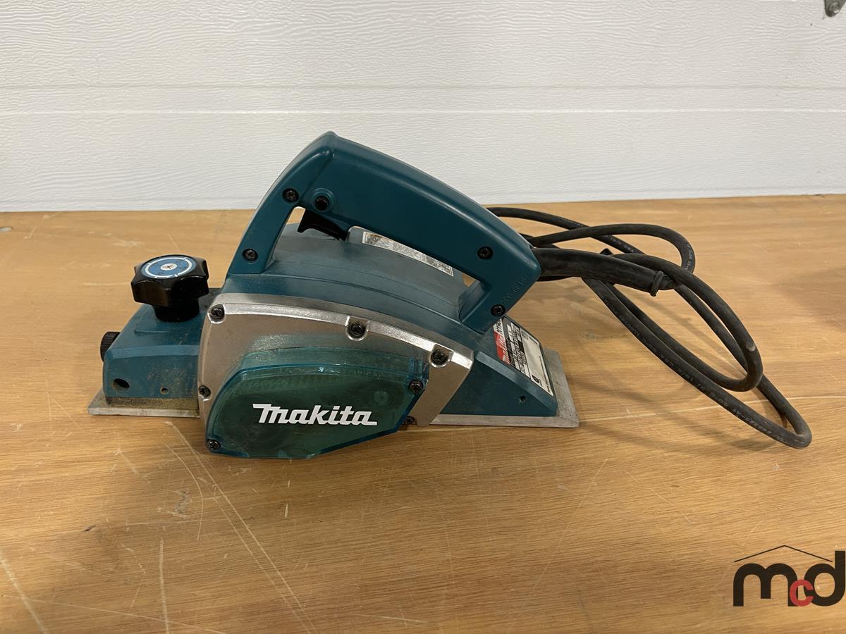 Makita N1900B Power Planner