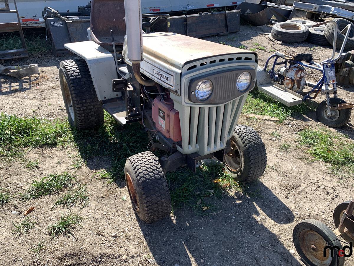 16HP Turf Trac Tractor (Non-Runner)