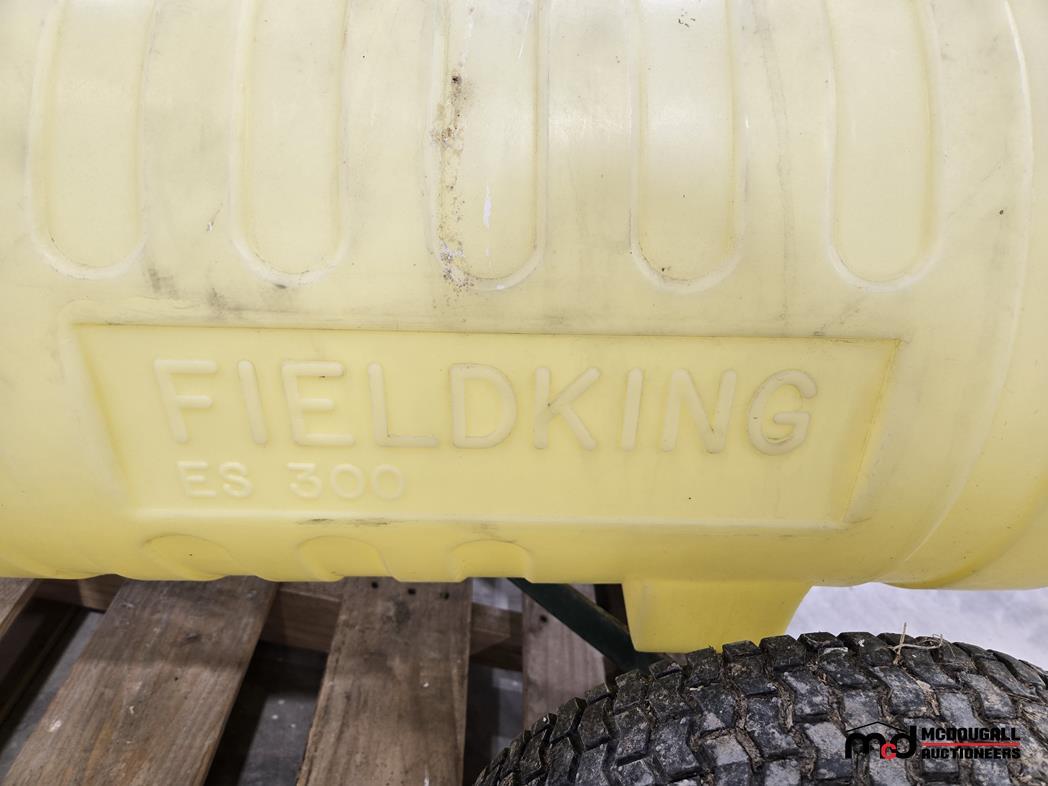 Field King ES300 Pull Behind Sprayer