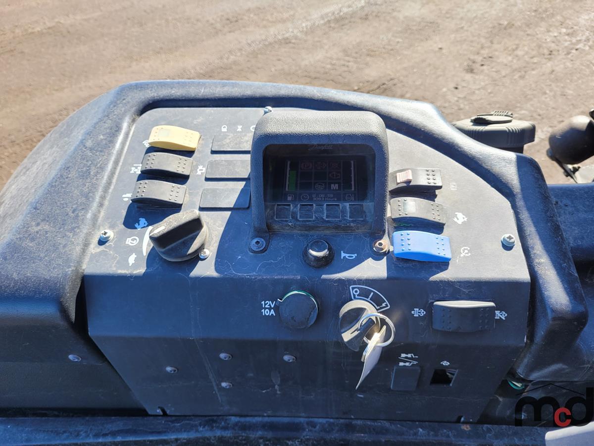 2018 Jacobsen HR800 Commercial Rotary Mower