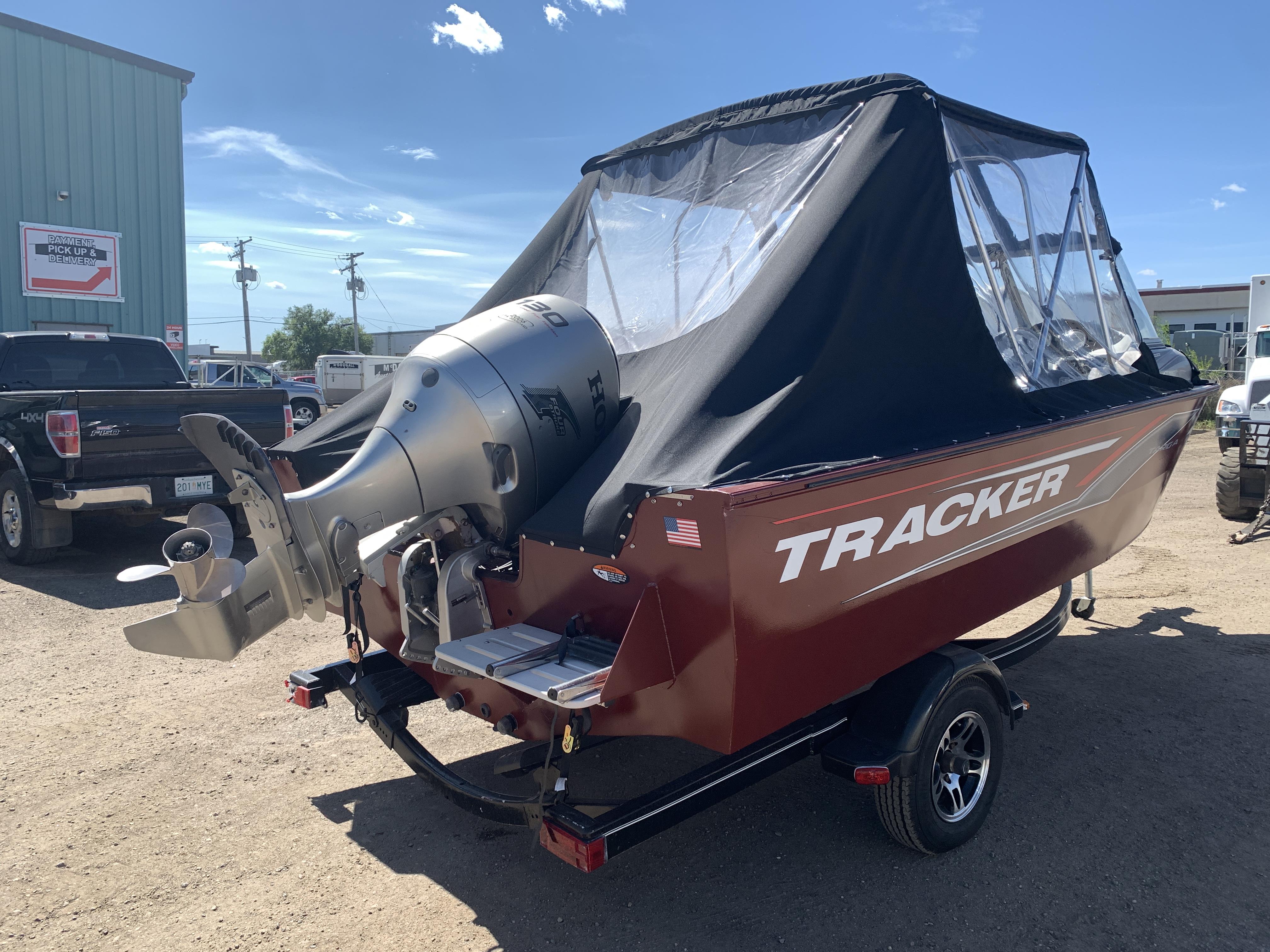 2011 Tracker Targa V18 Fishing Boat w/ Honda 130hp Engine