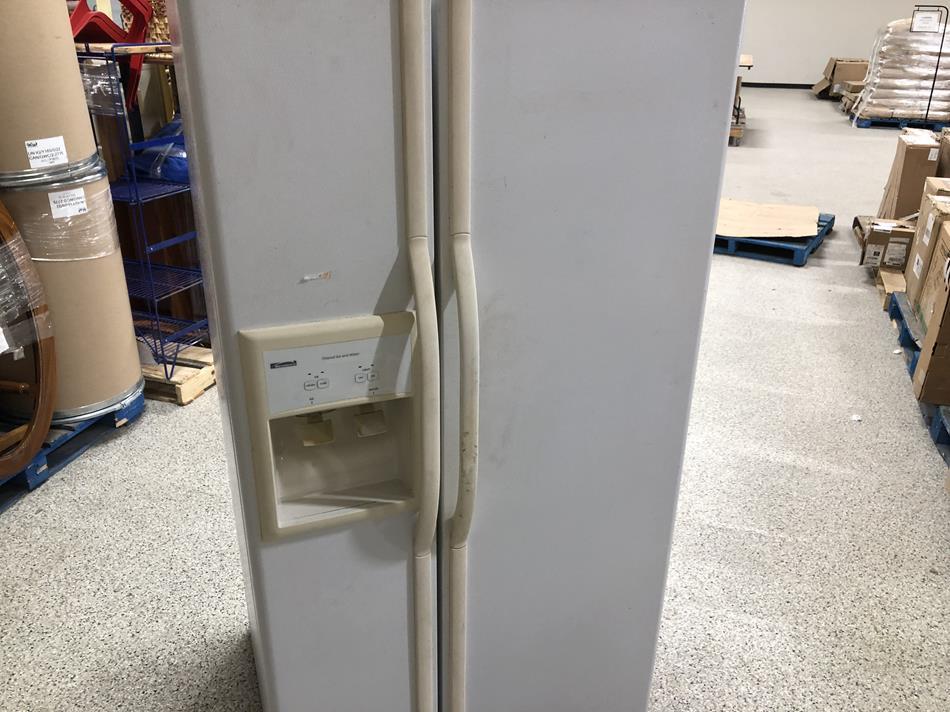 Kenmore Side by Side Fridge/Freezer w/ Ice Maker